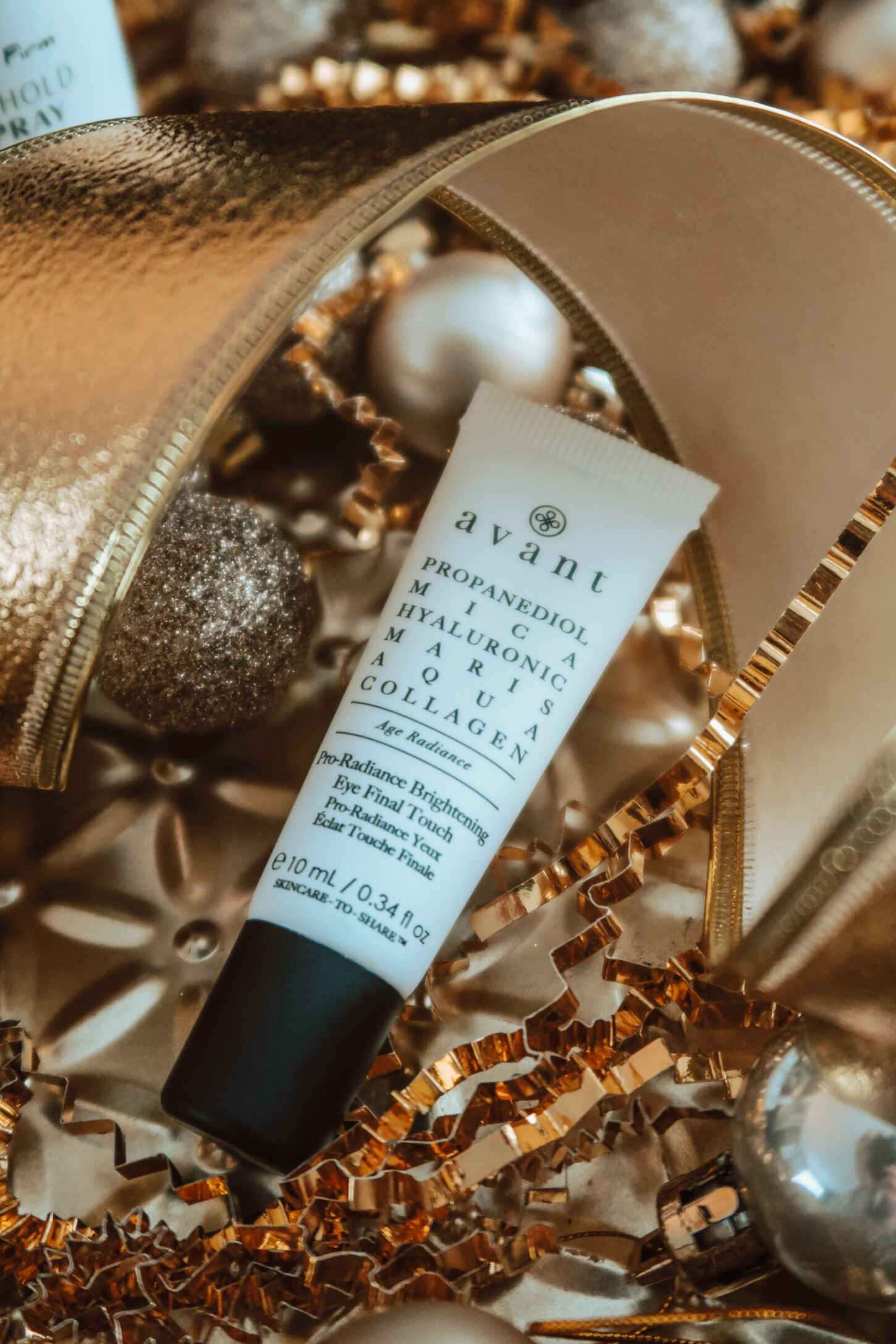 Inside the Look Fantastic December beauty box - BEFFSHUFF